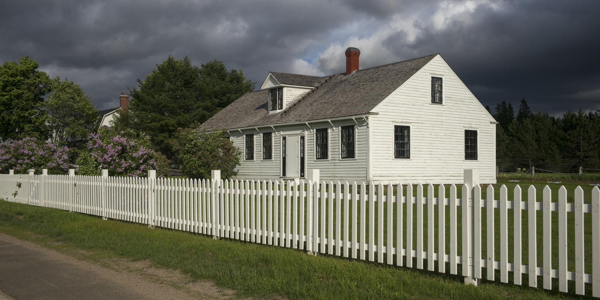 How To Prevent Rain Damage To Fences | Bronco Fence